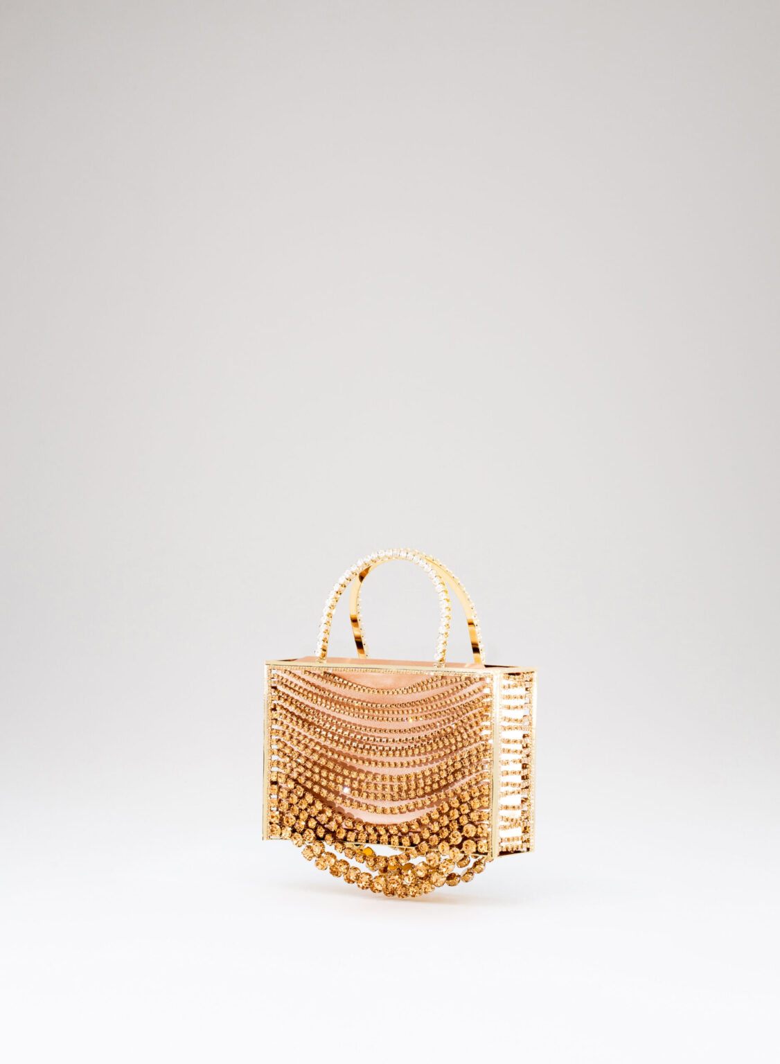 GIULIETTA DEGLI SPIRITI - Love Destination is Calling - Benedetta Bruzziches